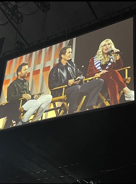 Ewan Mcgregor Hayden Christensen And Ashley Eckstein On Stage Together