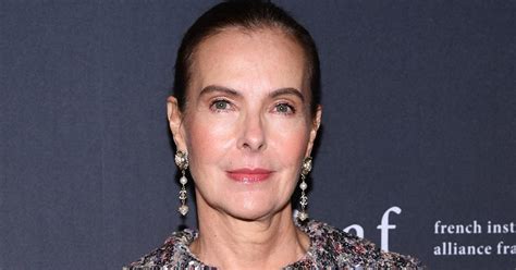 Depardieu Carole Bouquet Mal à Laise Après Avoir Signé La Tribune