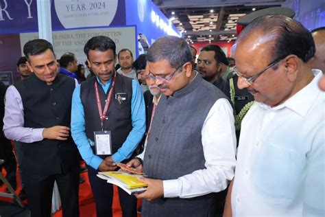 Pradhan Launches 41 Books Under Pm Yuva 2 0 Scheme At World Book Fair