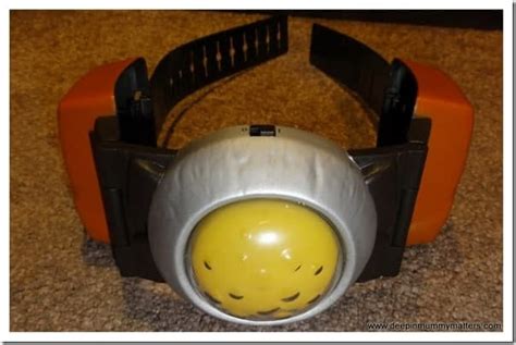 Review Tree Fu Tom Magic Sapstone Belt And Holopax