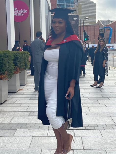 Stephanie J On Linkedin Fancy A Marketing Internship In Finance Ive