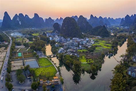 منظره زیبای رود یو لونگ