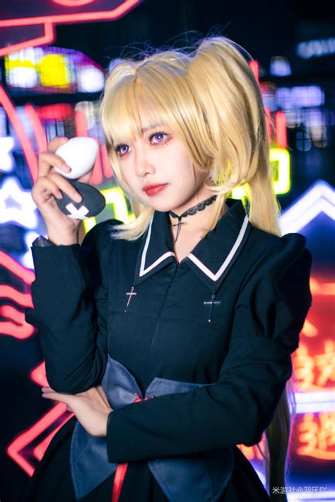 守护甜心月咏歌呗cos正片 社区大别野 米游社