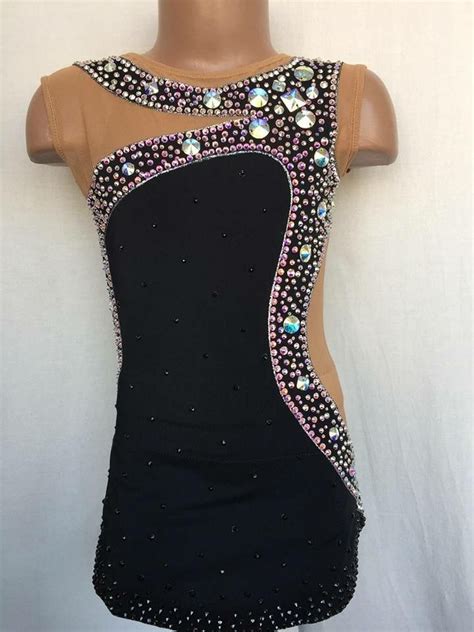 Pin su Patinaje | Idee vestito, Vestiti pattinaggio artistico, Abiti da ...