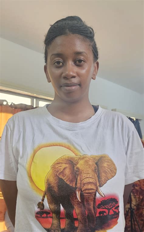 Queenshazz Cam Model Free Live Sex Show And Chat Stripchat