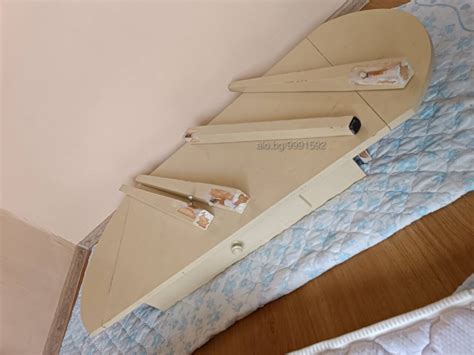 Дървена маса Маса Мебели за дома и офиса Бургас Продавам дървена маса 130 60 Не се сг