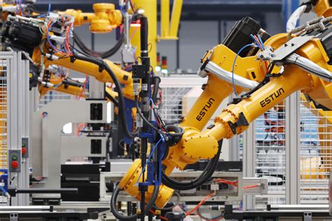 경량 로봇에 마그네슘 합금 재료 적용