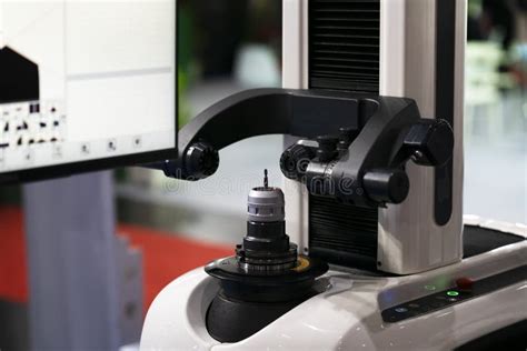 High Technology Tool Presetting Machine Inspection Diameter Radius Center And Tool Length By