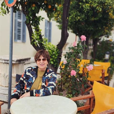 ოხ ეს დიეტა🙃 💢მზესუმზირის თესლი ძალიან კალორიული პროდუქტია მხოლოდ 100 გრამი მარცვლეული შეიცავს