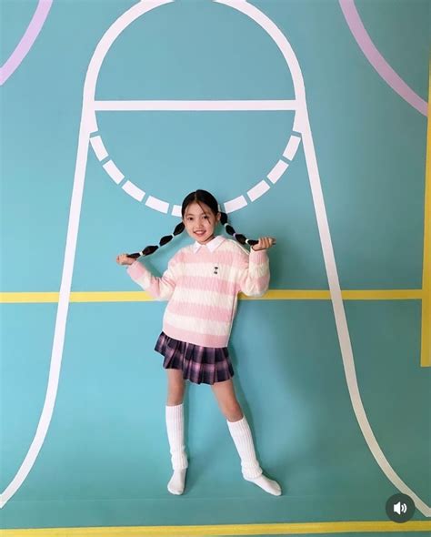 촬영 현장 교실 체육관 스튜디오 탱탱볼