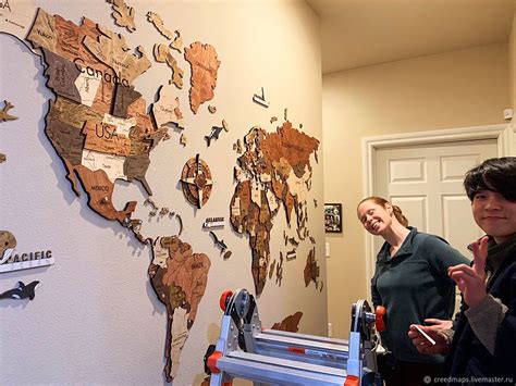 Карта мира панно из дерева