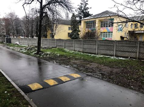 Навпроти ДНЗ «Росинка встановили «лежачі поліцейські Газета «ВІСТІ Бориспіль Новини