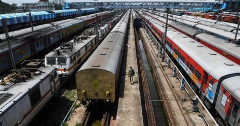 Centre Allocates 5 MHz Spectrum For Indian Railways To Improve Communication And Signalling