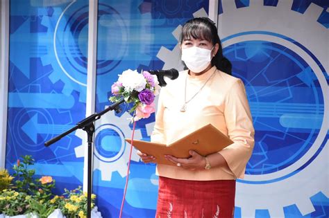 พิธีเปิดห้องcoding and robotics center จัดสร้างจากเงินระดมทรัพยากร
