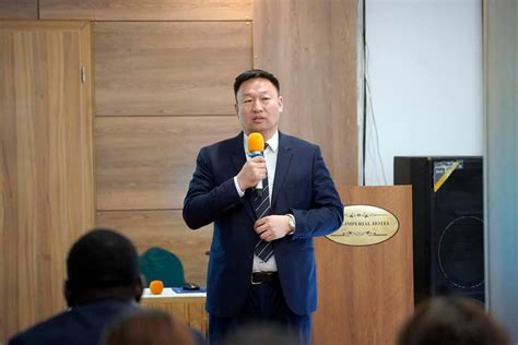 БАГА НАСНЫ ХҮҮХДИЙН Хөдөлмөр Нийгмийн Хамгааллын Яам