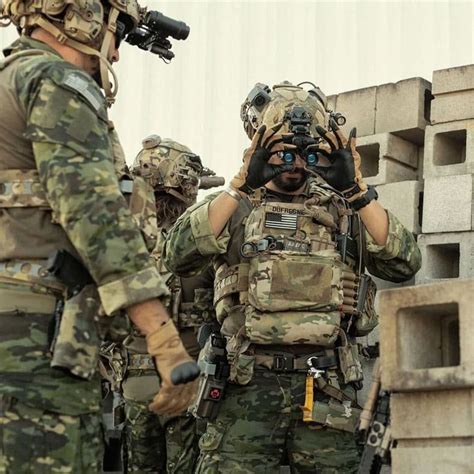 Multicam Tropic Tarnmuster
