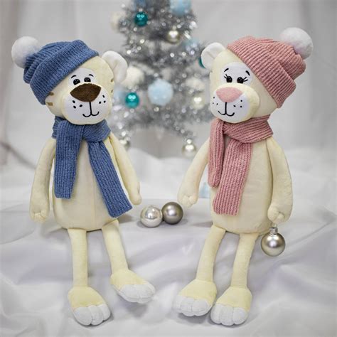 Мягкая игрушка KULT of toys Тигр Мартин в синей шапке и шарфике 25 см ...
