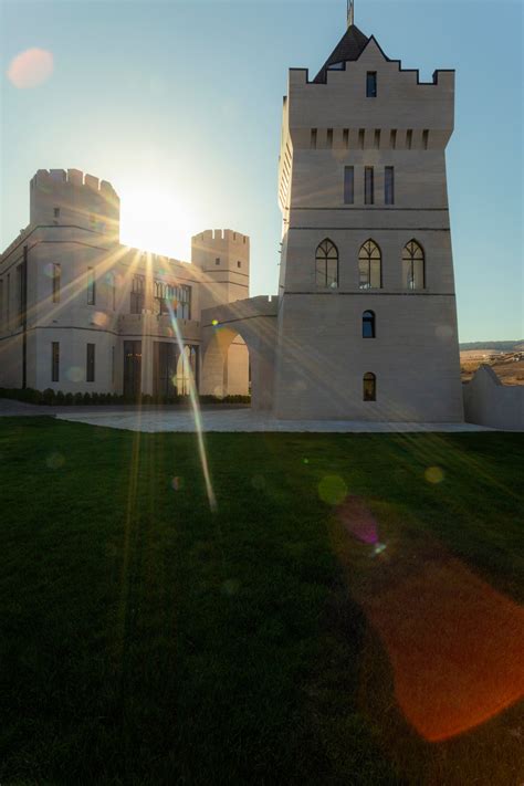 Chateau De Vere • შატო დე ვერე Home