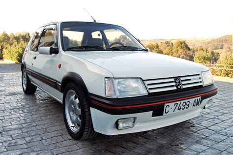 Subasta Y Venta Del Modelo 1989 Peugeot 205 Gti 19 Soulauto