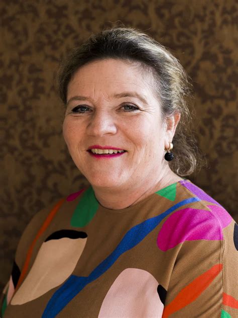 Donja Van Der Waal Innovencio