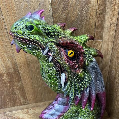 Porta Incenso Cabe A De Drag O Espa O Mistico