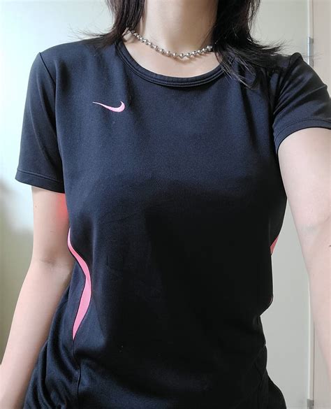 나이키 블랙 핑크 기능성 반팔 티셔츠 후루츠패밀리