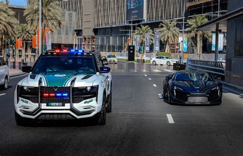 Dubai Polices W Motors ‘ghiath Knows Who You Are Driving