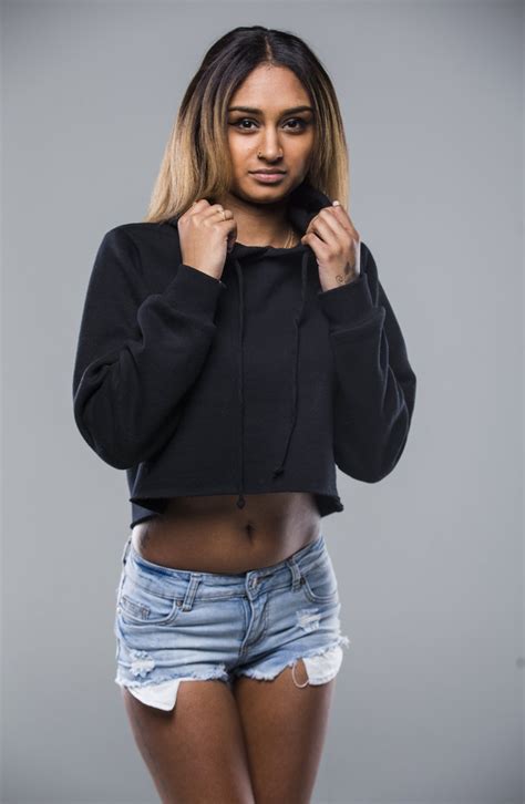 Sunshine Girl Jennifer Toronto Sun Sunshine Girl Jennifer Toronto Sun