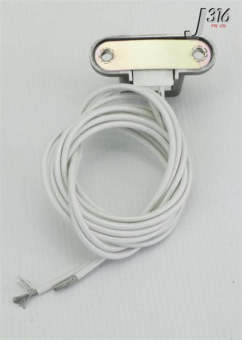 24045 asm socket lamp halogen 1000mm lead10a new 39 122777a19