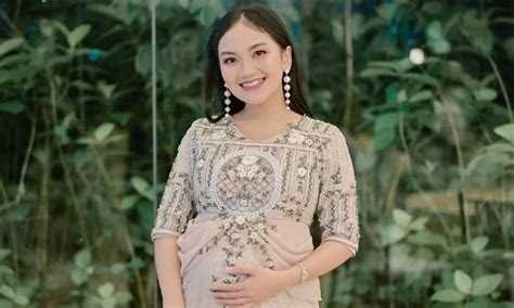 Profil Dan Biodata Lalita Hutami Lengkap Dengan Agama Tinggi Badan Kontroversi Dan Perjalanan