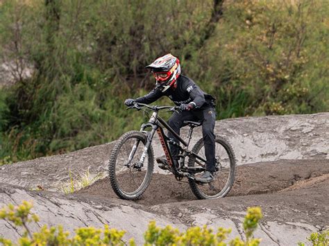 Jelajahi Alam Dengan Sepeda Gunung Rodalink Indonesia