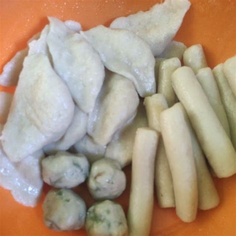 Jual Paket Pempek Campur Isi 15 Pcs 1 Botol Cuko Shopee Indonesia