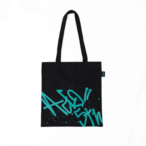 Ado 5th Anniversary Pop Up Store