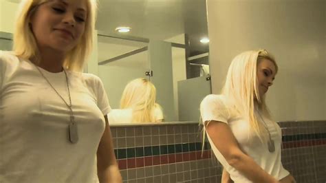 Riley Steele Jesse Jane Bts Blowjob Break