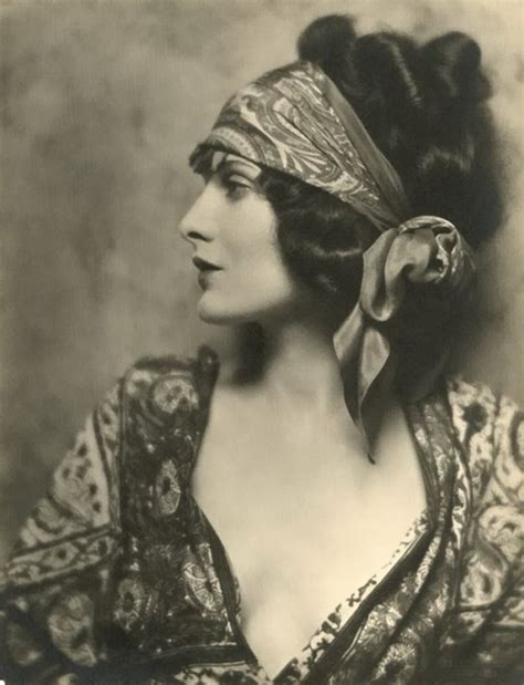 20 Famous Female Silent Film Stars From The 1920s
