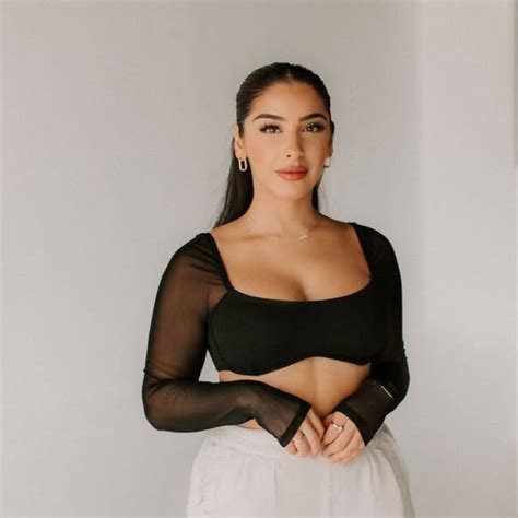 Mandyylynn Threads Say More