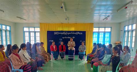 မက်မန်းမြို့ လူထုအခြေပြုဗဟိုဌာန Community Centre ခန်းမတွင် လူငယ်ဘက်စုံစကားဝိုင်းကျင်းပ