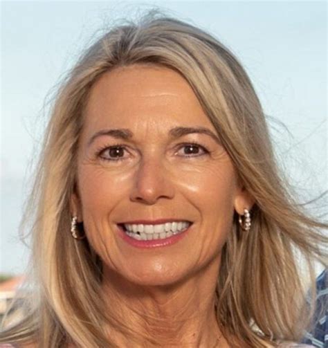 Dot Small Real Estate Agent In Dauphin Island Al