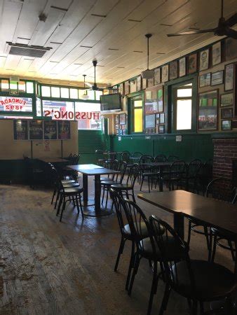 Hussongs Cantina Ensenada Lo Que Se Debe Saber Antes De Viajar