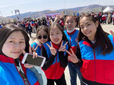 ОЛОН УЛСЫН УЛААН ЗАГАЛМАЙН ӨДӨРТ ЗОРИУЛСАН “ЗҮРХНЭЭСЭЭ” АРГА ХЭМЖЭЭ БОЛЛОО “Монголын улаан