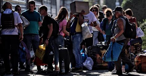 Евакуація з Покровська — як це відбувається ексклюзивні фото Телеграф