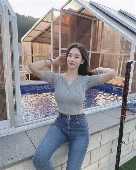 일반인 청바지에 있는 유토피아님의 핀 운동하는 여자 여성 청바지 소녀