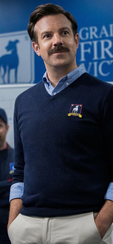 Ted Lasso Wallpapers 33 Images Wallpapercosmos