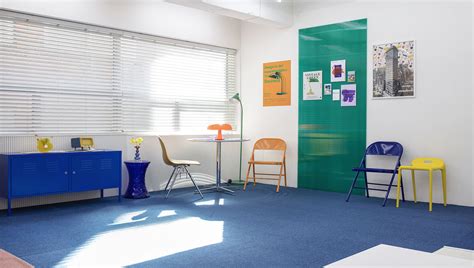 마포홍대 50평대 다양한컨셉 자연광 브리즈 렌탈스튜디오호리존과 핑크 블루의 컬러풀 C룸