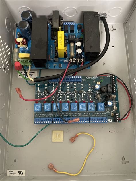 altronix access power controller power supply charger 8 fused relay