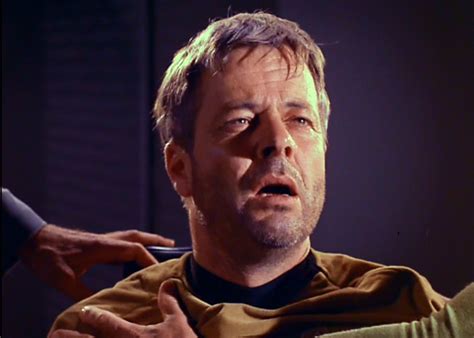 Flammentanz — What Looks William Windom As Commodore Matt