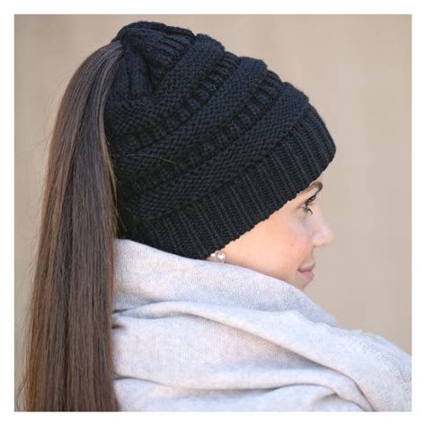 Pletená čepice S Otvorem Na Culík Black Ráj Ohlávek Cz