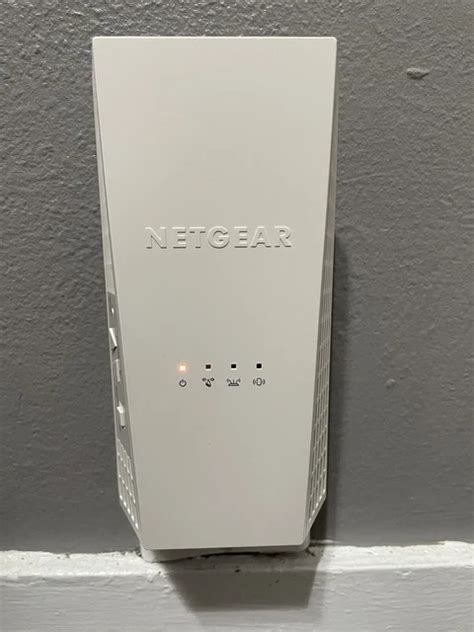 Netgear Ex6400v3 Ac1750 Wifi Mesh Wall Plug Range Extender Signal