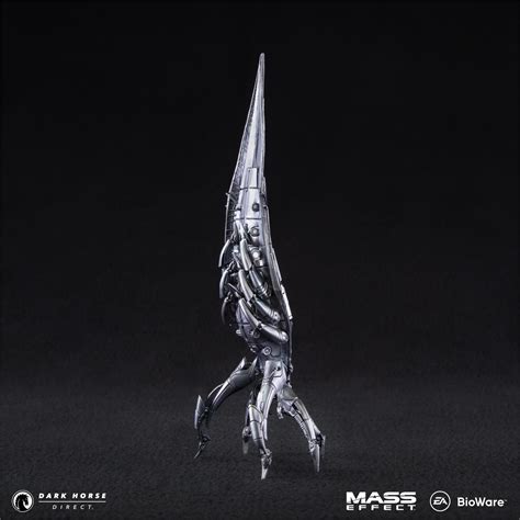 Mass Effect 8 Reaper Sovereign Die Cast Ship Replica Silver Varian