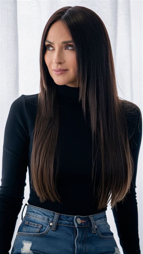 Spring Haircuts For Long Hair 2025 Sleek Straight Elegance For Modern Women In 2025 Long Hair